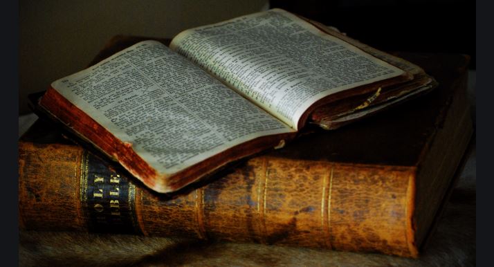God s Unfailing Comfort Living Water Studies